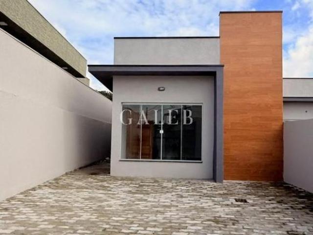Casa à venda em Atibaia SP, bairro Usina: 3 quartos, 1 suíte, sala, 2 banheiros, 3 vagas de garagem