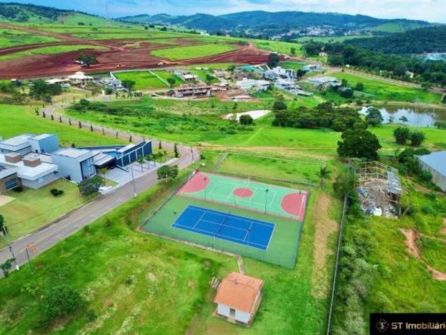 Casa à Venda em Atibaia/SP Condomínio Fechado! Fase de Acabamento!
