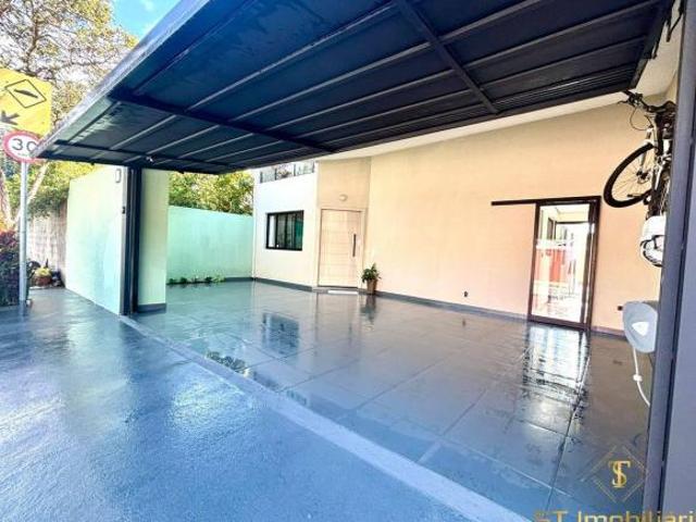 Casa à venda em Atibaia/SP Jd Morumbi, 5 dormitórios por R$1.699.000!