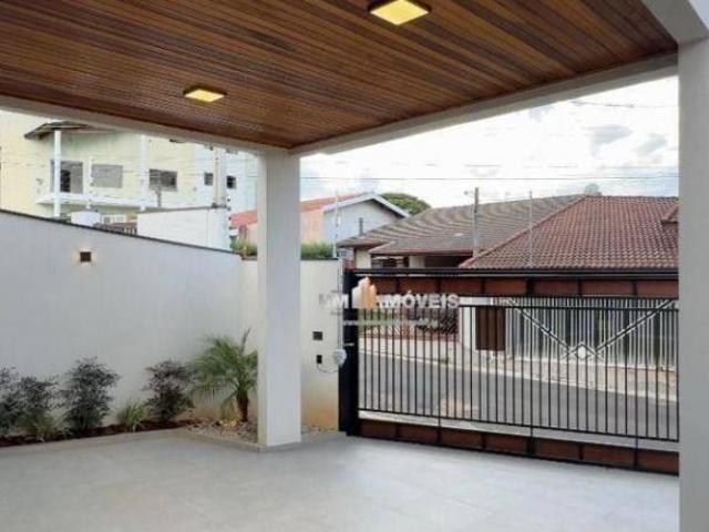 Casa á venda em Atibaia/SP