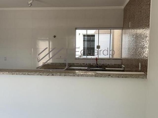 Casa à Venda em Atibaia/SP