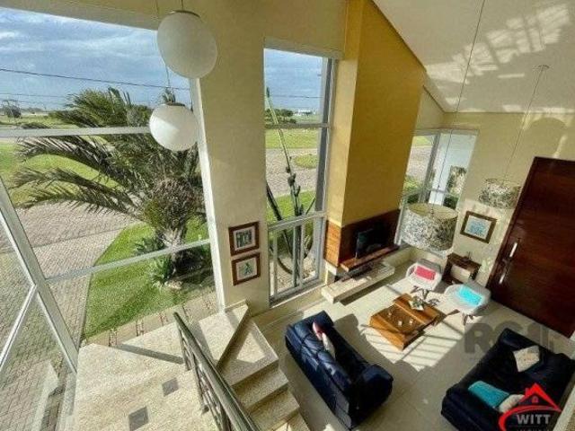 Casa à venda Em Atlântida Sul Distrito