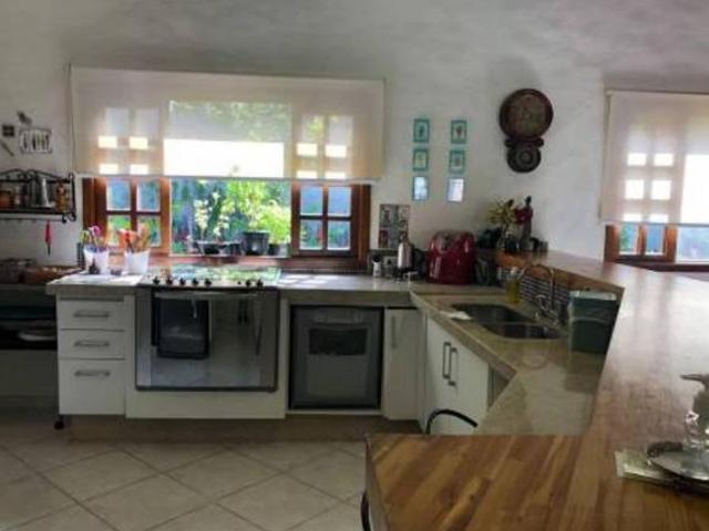 Casa à venda em Boiçucanga
