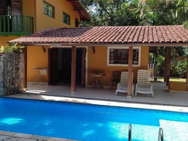 Casa à Venda em Boiçucanga – Espaço, Conforto e Natureza