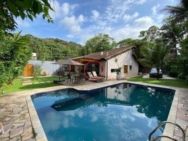 CASA A VENDA EM BOISSUCANGA COM 3 SUITES, 2 SALAS, ESPAÇO GOURMET, PISCINA, SALÃO DE JOGOS, MINI AC