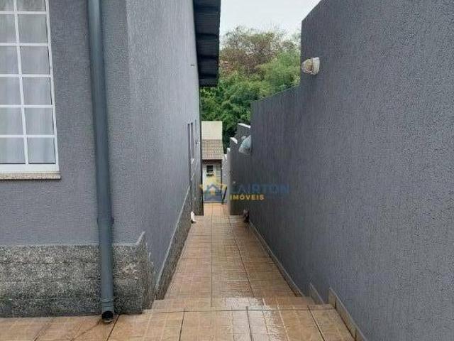 Casa à Venda em Bom Jesus dos Perdões com 3 Dormitórios, Quintal Amplo e Espaço Gourmet