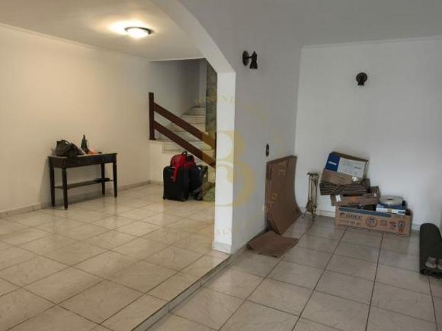 Casa a venda em Bosque da Saúde com 180m² com 3 quartos e 1 suíte e 3 banheiros