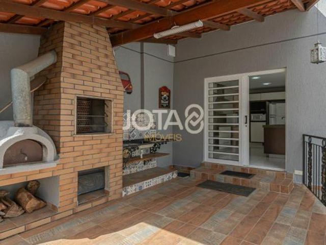 Casa à venda em Bacacheri