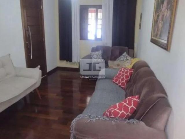 Casa à venda em Baeta Neves
