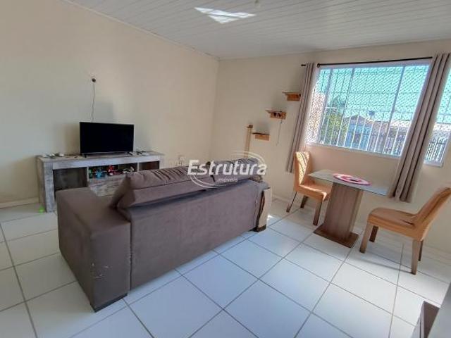 Casa à Venda em Bairro Planejado com dois dormitórios