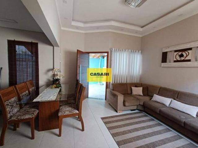 Casa á venda em Bairro planejado, próximo ao comércio, aceita financiamento bancário