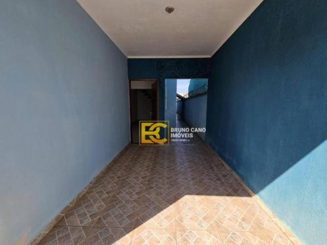 Casa a venda em bairro residencial Peruíbe/SP