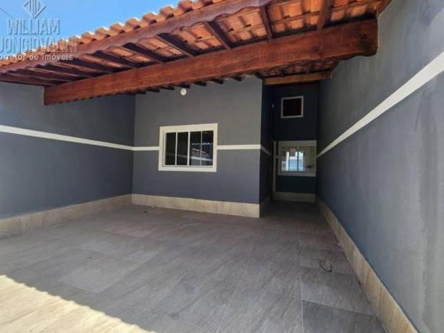 Casa à Venda em Bal Litoral, Mongaguá SP