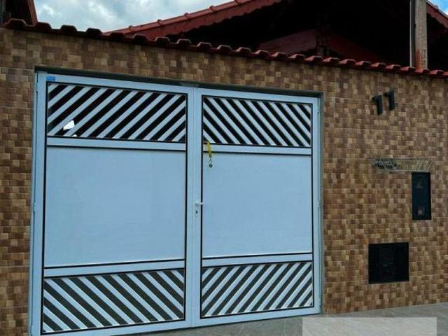 Casa à Venda em Balneário Anchieta, Mongaguá/SP: 3 Dorms, 160m² R$ 439.000