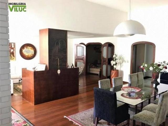 Casa à venda em Bandeirantes
