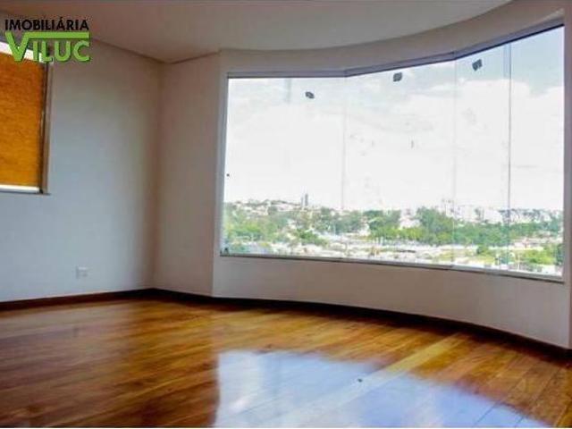 Casa à venda em Bandeirantes