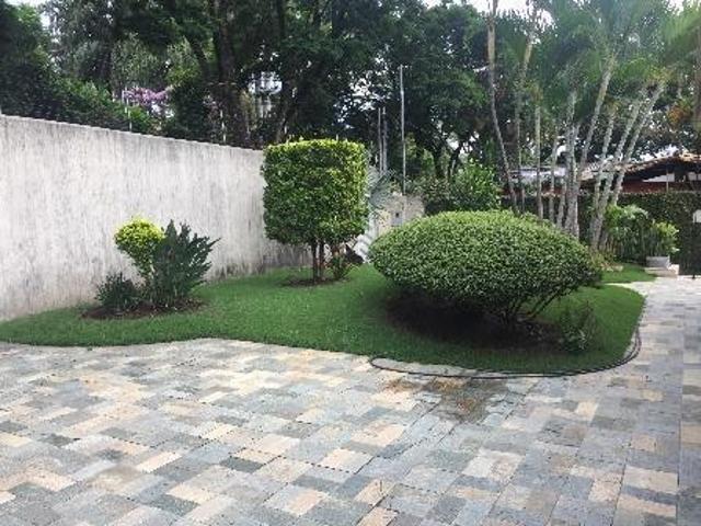 Casa à venda em Bandeirantes