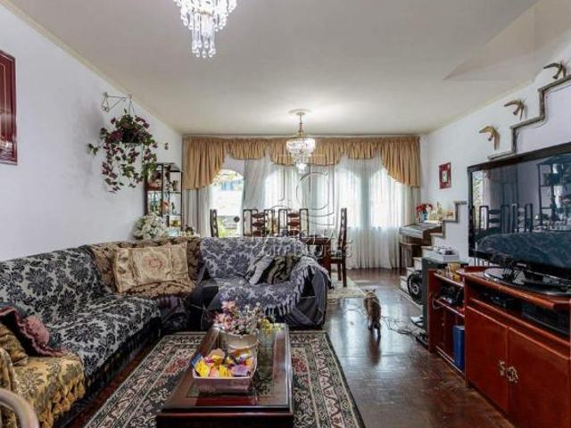 Casa à Venda em Barcelona, São Caetano do Sul – 254 m², Residencial
