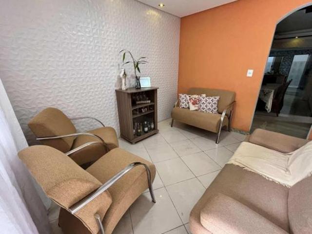 Casa à venda em Barbacena, Novo Horizonte, com 3 quartos