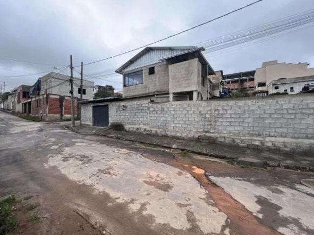 Casa à venda em Barbacena, Nova Cidade, com 2 quartos, 224m²