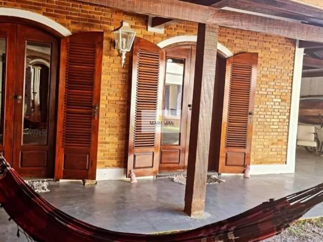 Casa à venda em Barequeçaba