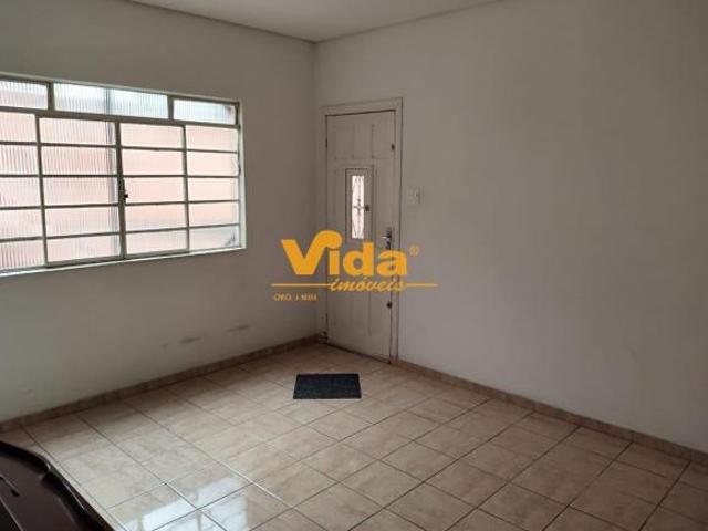 Casa à venda em Baronesa, Osasco | 157m², 3 dorms, 2 banheiros