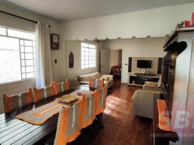 Casa a venda em Barra Bonita/SP Centro
