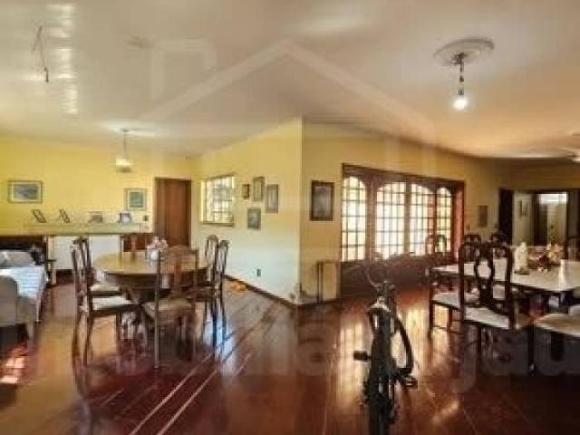 Casa a venda em Barra Bonita/SP Centro