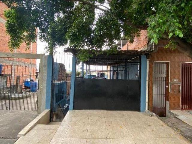Casa à venda em Barueri, Parque dos Camargos, com 4 quartos, com 125 m²