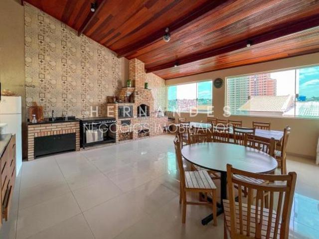 Casa à venda em Barueri SP, 3 quartos, 3 suítes, 1 sala, 5 banheiros, 3 vagas