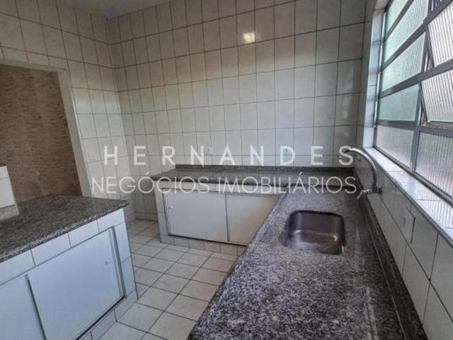 Casa à venda em Barueri SP, Jardim Regina Alice: 3 quartos, 1 suíte, 1 sala, 4 banheiros, 214,07 m²