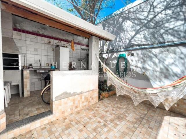 Casa à venda em Barueri SP, na Vila Boa Vista: 3 quartos, 1 suíte, 3 salas, 3 banheiros, 2 vagas, 14