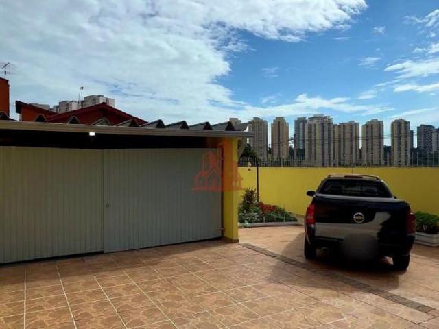 Casa à Venda em Barueri/SP – Terreno Amplo com Excelente Área Externa