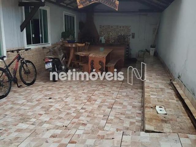 Casa à venda em Betim – Brasiléia / Bueno Franco