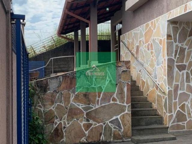 Casa à venda em Betim MG, bairro Filadélfia: 5 quartos, 2 suíte, 1 sala, 3 banheiros, 4 vagas, 360m²