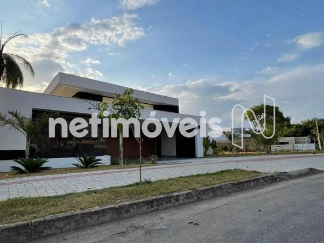 Casa a venda em Betim no condomínio Gran Royalle