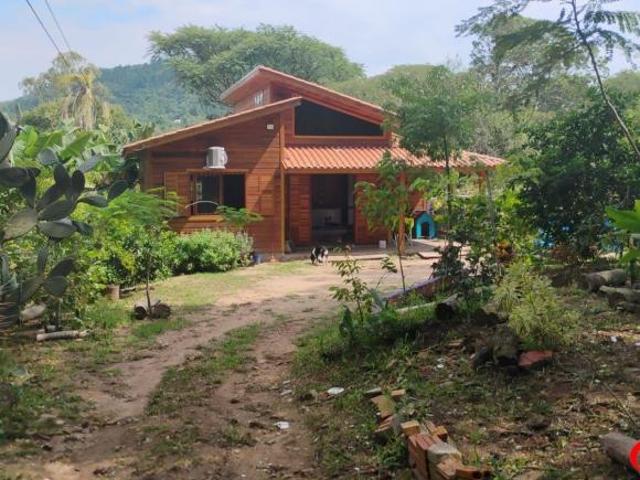 Casa à venda em Belém Novo