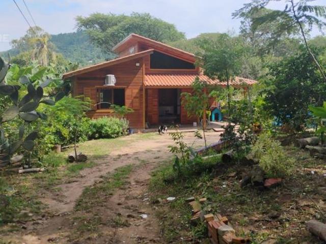 Casa à venda em Belém Novo