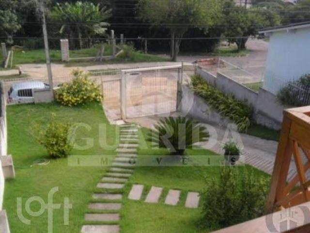 Casa à venda em Belém Novo com 220 m², 2 quartos, 3 vagas
