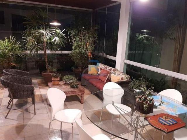 Casa à Venda em Belvedere, Belo Horizonte MG