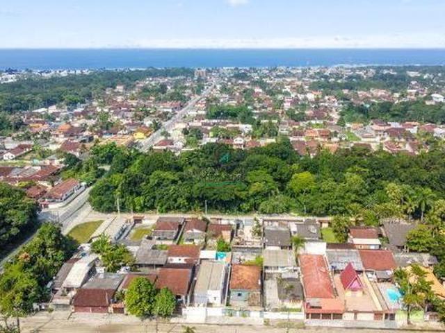 Casa a Venda em Bertioga