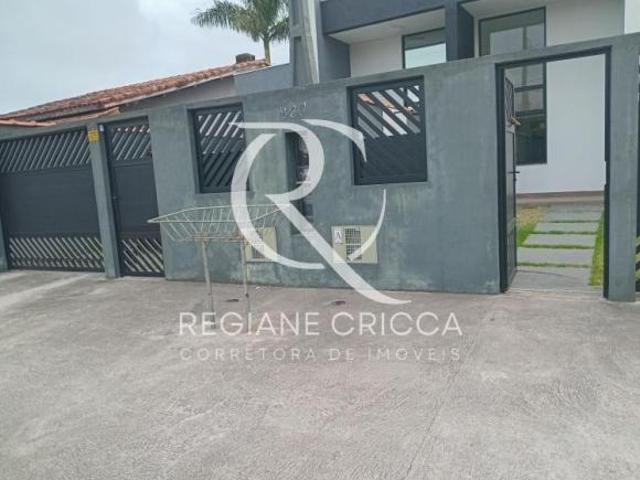 Casa à Venda em Bertioga, SP 3 Quartos, Suíte, 4 Vagas e 208m² no Rio da Praia