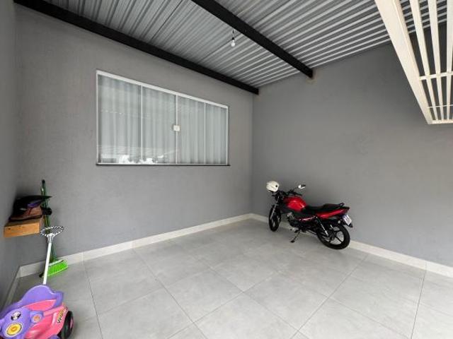 Casa à venda em Bragança Paulista SP, Residencial Quinta dos Vinhedos: 2 quartos, 2 suítes, 3 salas