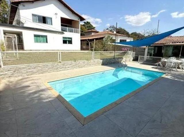 Casa à venda em Braúnas