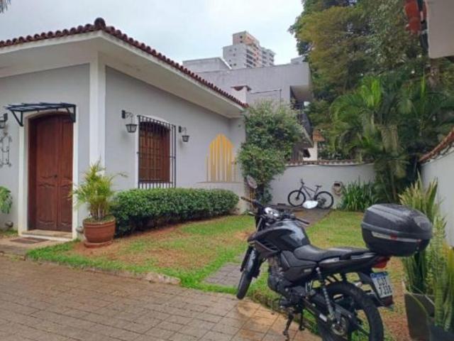 Casa à venda em Butantã