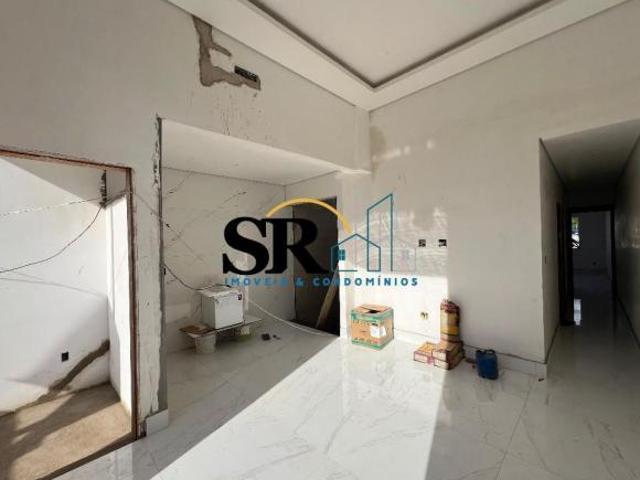 Casa à venda em Governador Valadares MG, bairro Castanheiras: 3 quartos, 1 suíte, 1 sala, 3 banheiro