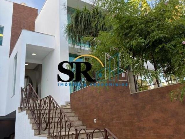 Casa à venda em Governador Valadares MG, Belvedere: 4 quartos, 4 suítes, 3 salas, 5 banheiros, 6 vag