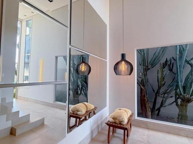 Casa à venda em Gávea