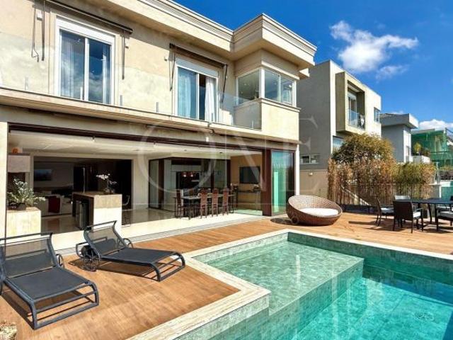 Casa à venda em Alphaville