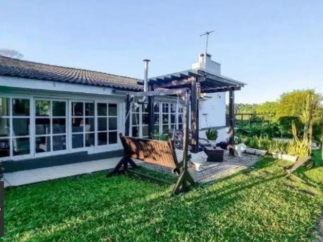 Casa à venda em Girassol